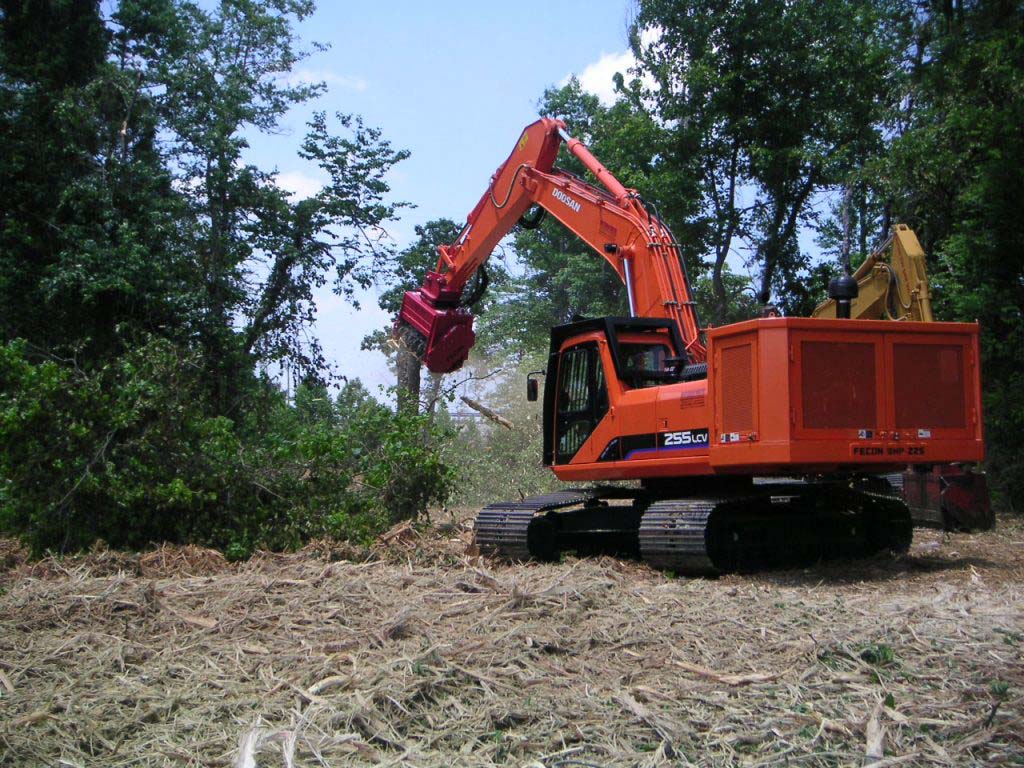 Fecon Forestry Equipment Meets a Wide Range of Challenges - Fecon